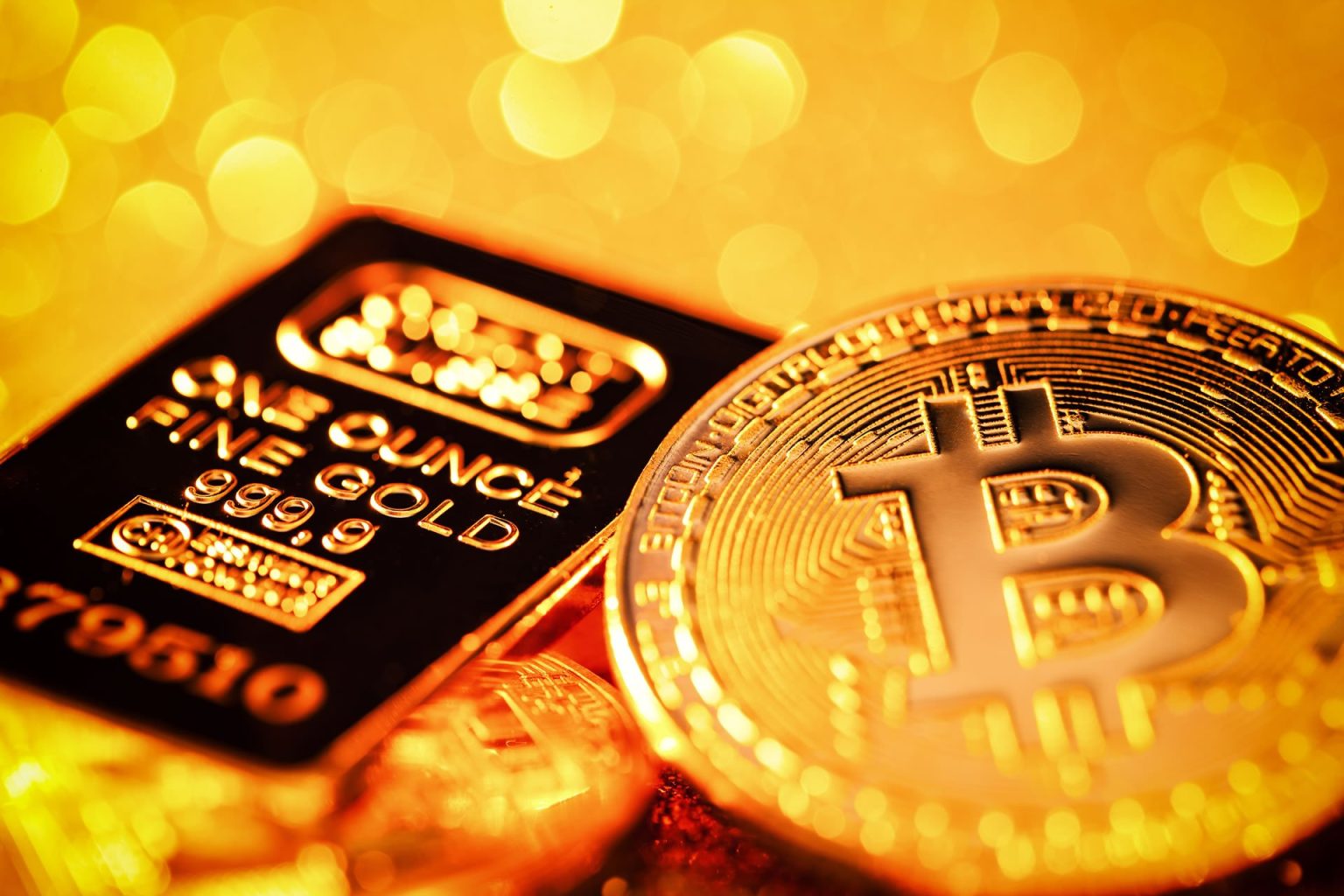 New UK ETP Blends Bitcoin and Gold in Volatility-Based Strategy