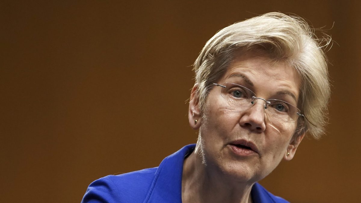 Elizabeth Warren arremete contra la ley de stablecoins de Trump